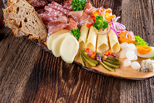 URFAHRANER Heurigenkeller in Linz, Oberösterreich